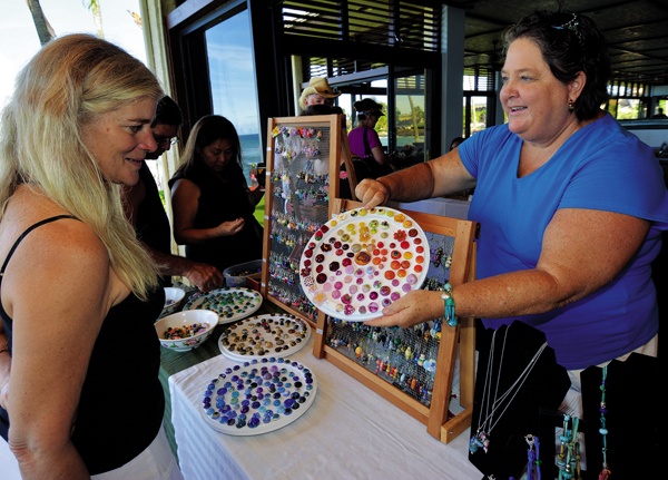 Beach House craft fair comes up winner - The Garden Island